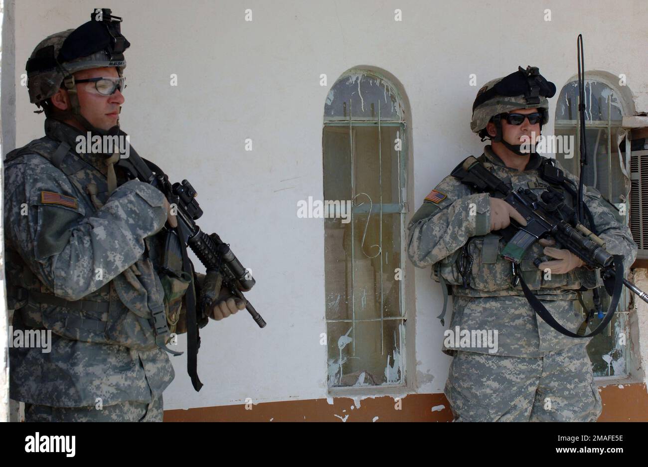 8th special iraqi battalion compound hi-res stock photography and ...