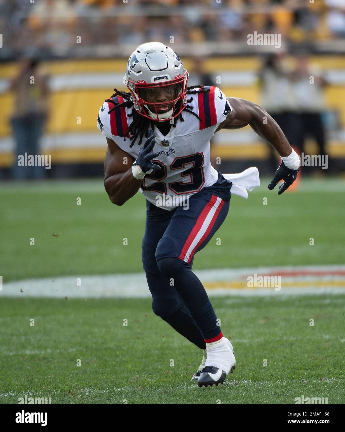New England Patriots safety Kyle Dugger (23) plays in the first half ...