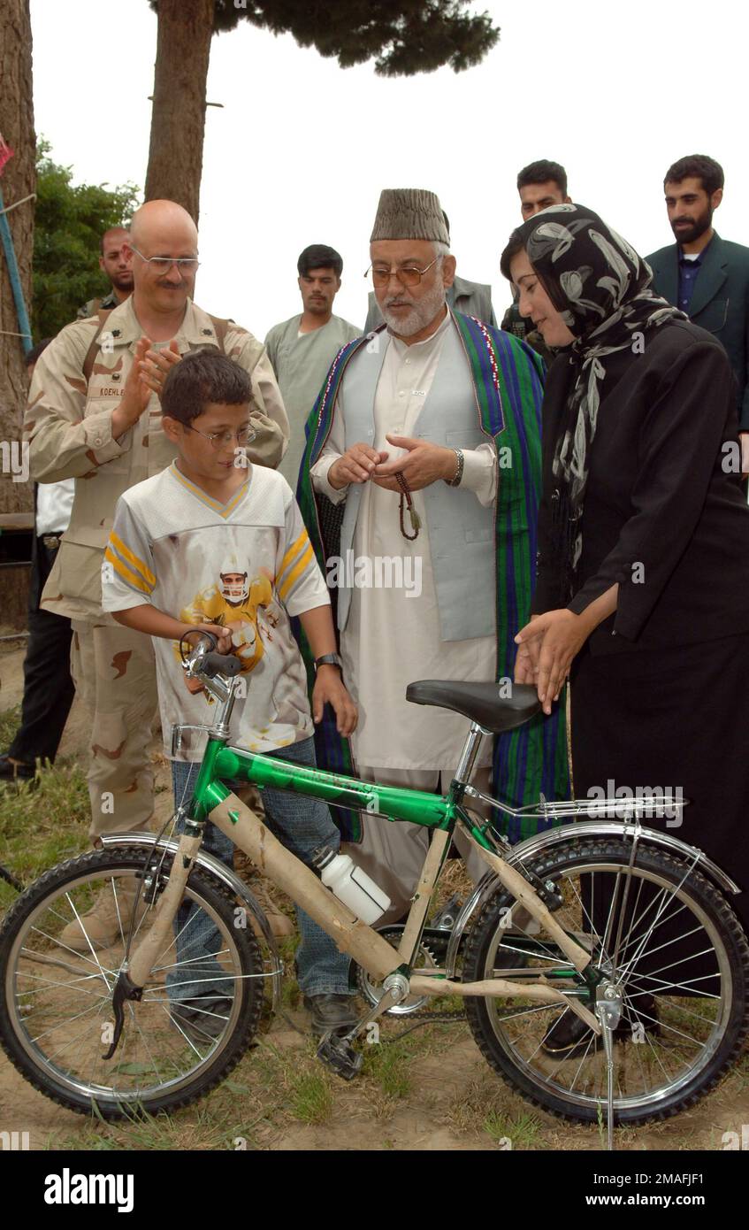 Samia aziz satat hi-res stock photography and images - Alamy