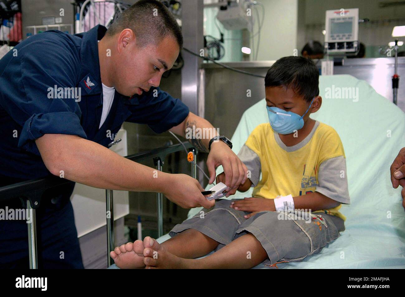 060528-N-3714J-030. Base: Usns Mercy (T-AH 19) Country: Philippines ...