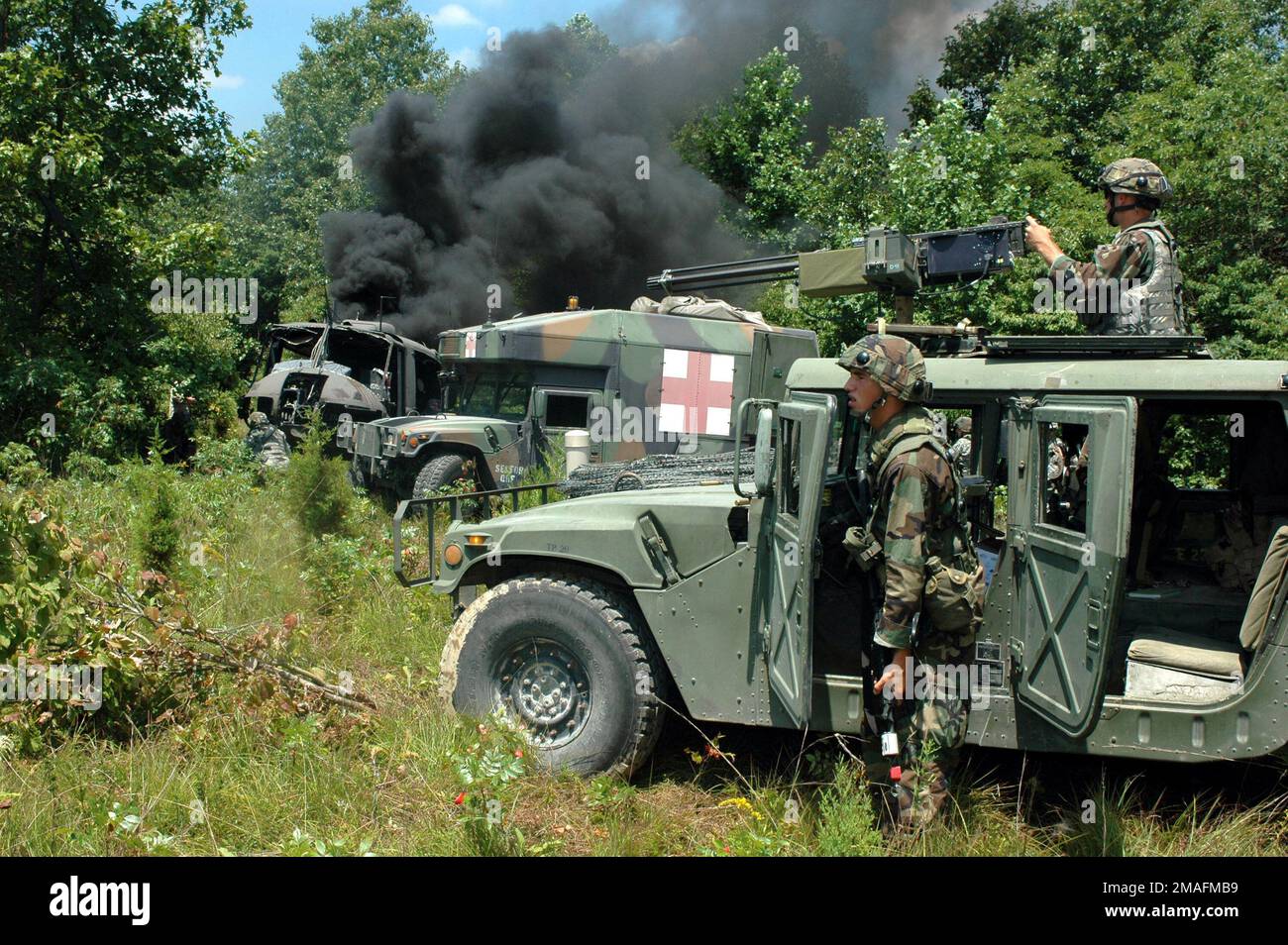 Mounted m2 50 caliber machine gun hi-res stock photography and images ...