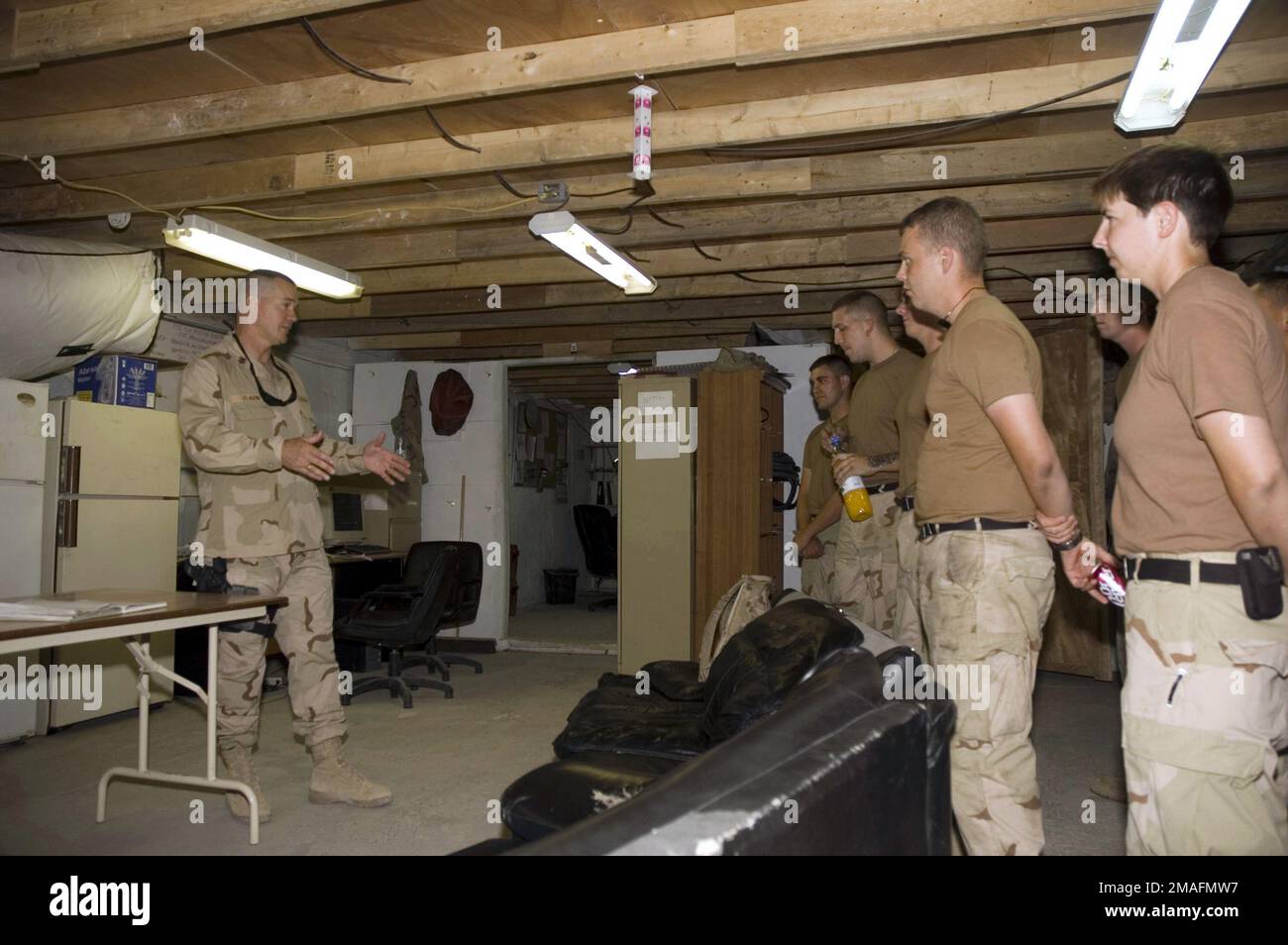 Tallil air base hi-res stock photography and images - Alamy