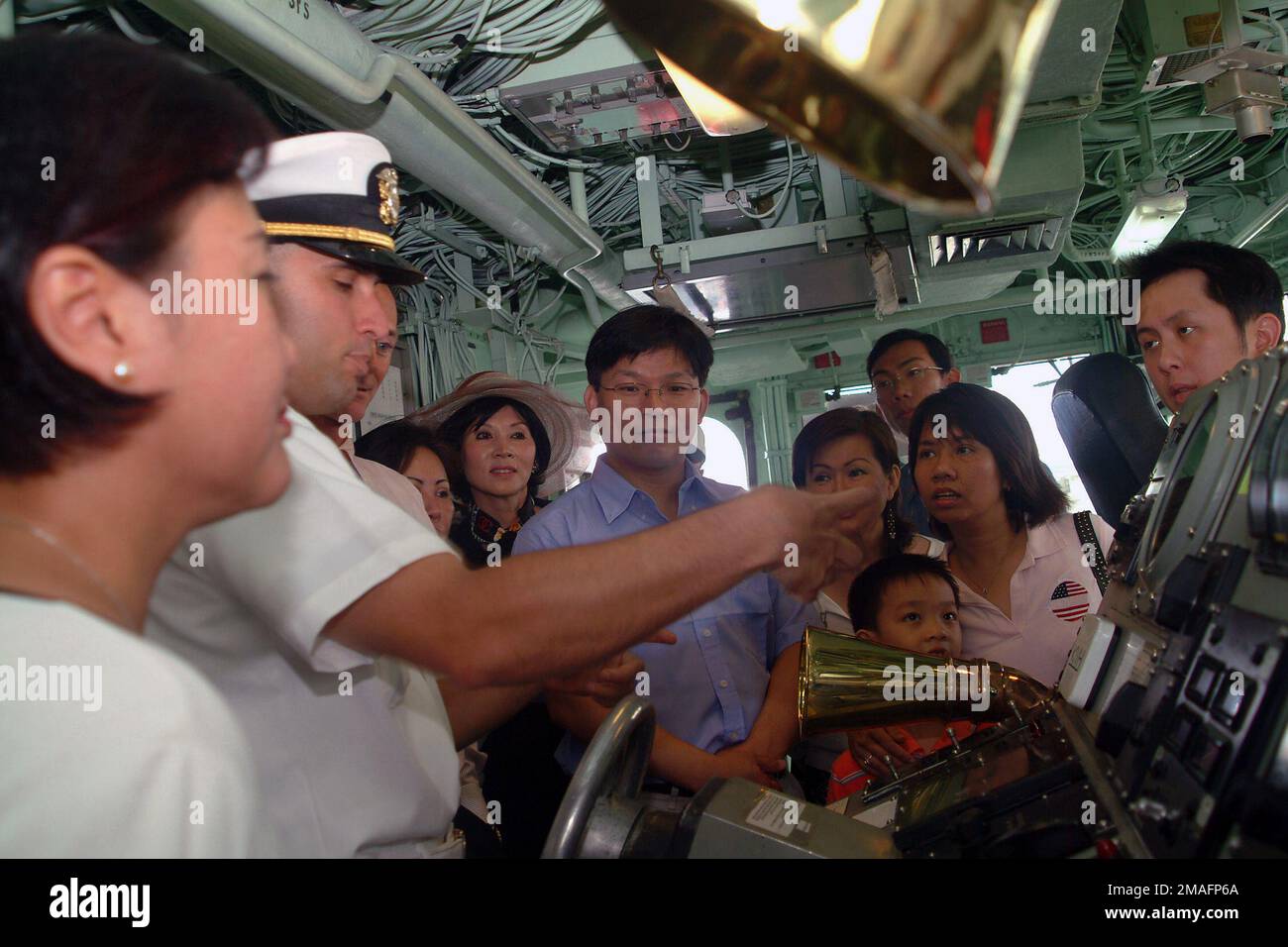 Uss patriot mcm 7 hi-res stock photography and images - Alamy