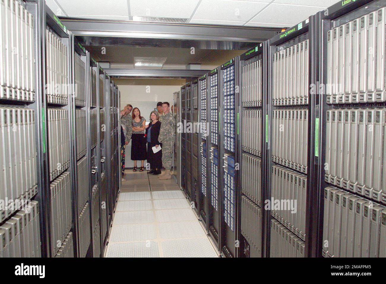 High performance computer division hi-res stock photography and images ...