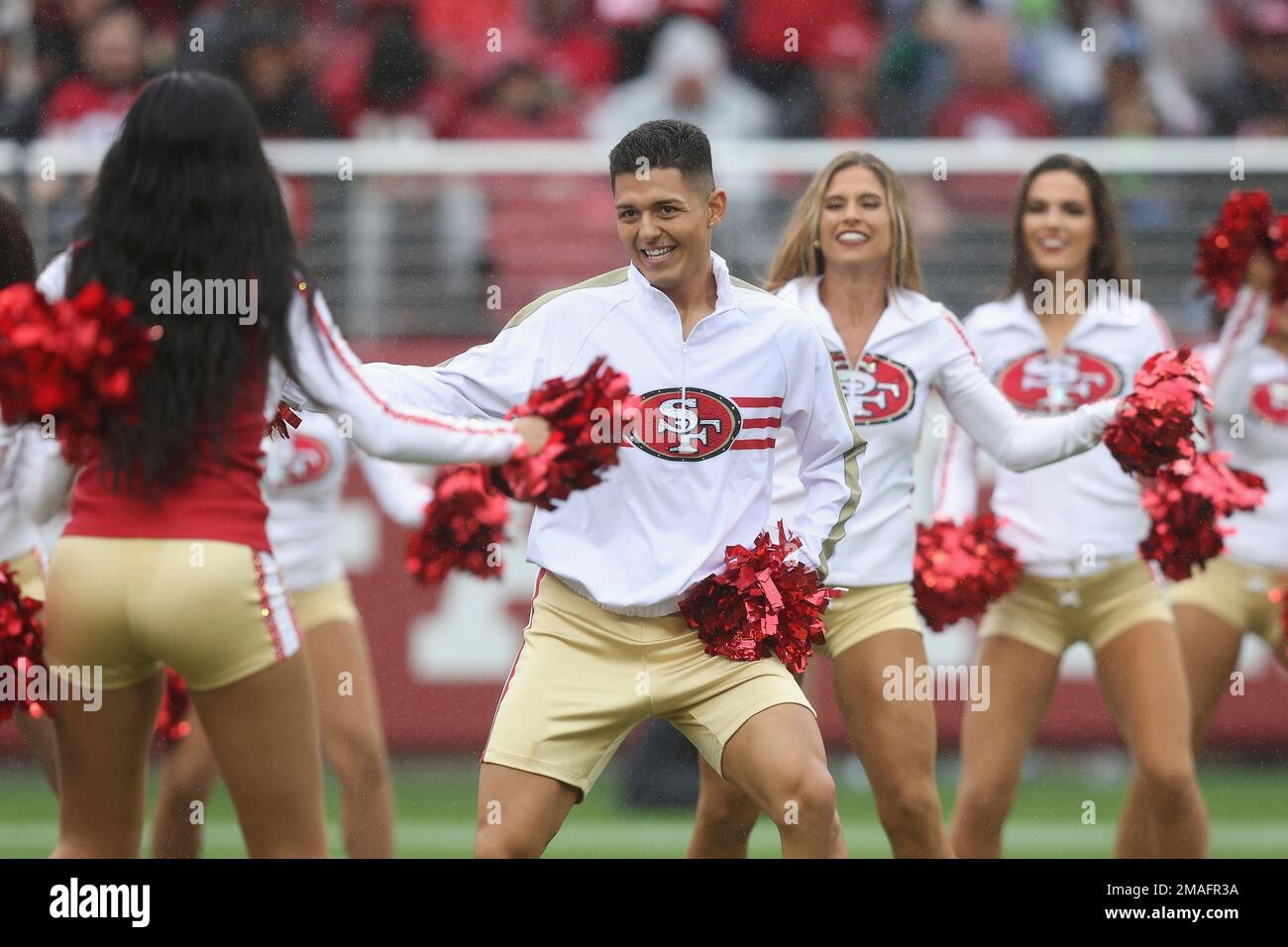 Members of 'Gold Rush' the San Francisco 49ers dance team perform ...