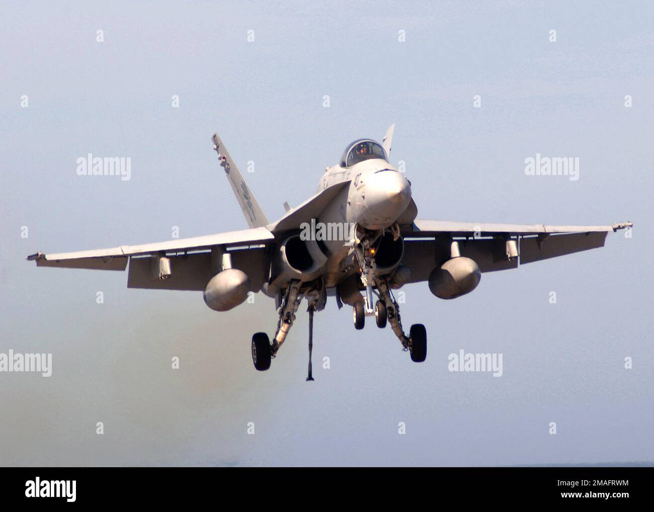 060722-N-2838C-024. Country: Atlantic Ocean (AOC Stock Photo - Alamy