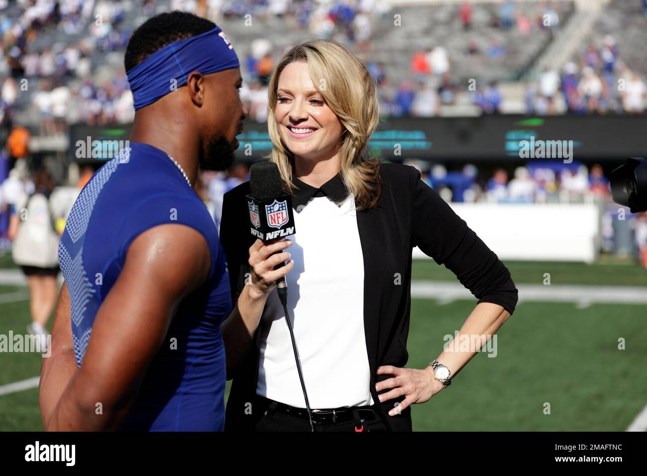 NFL Network reporter Stacey Dales talks with New York Giants' Saquon ...