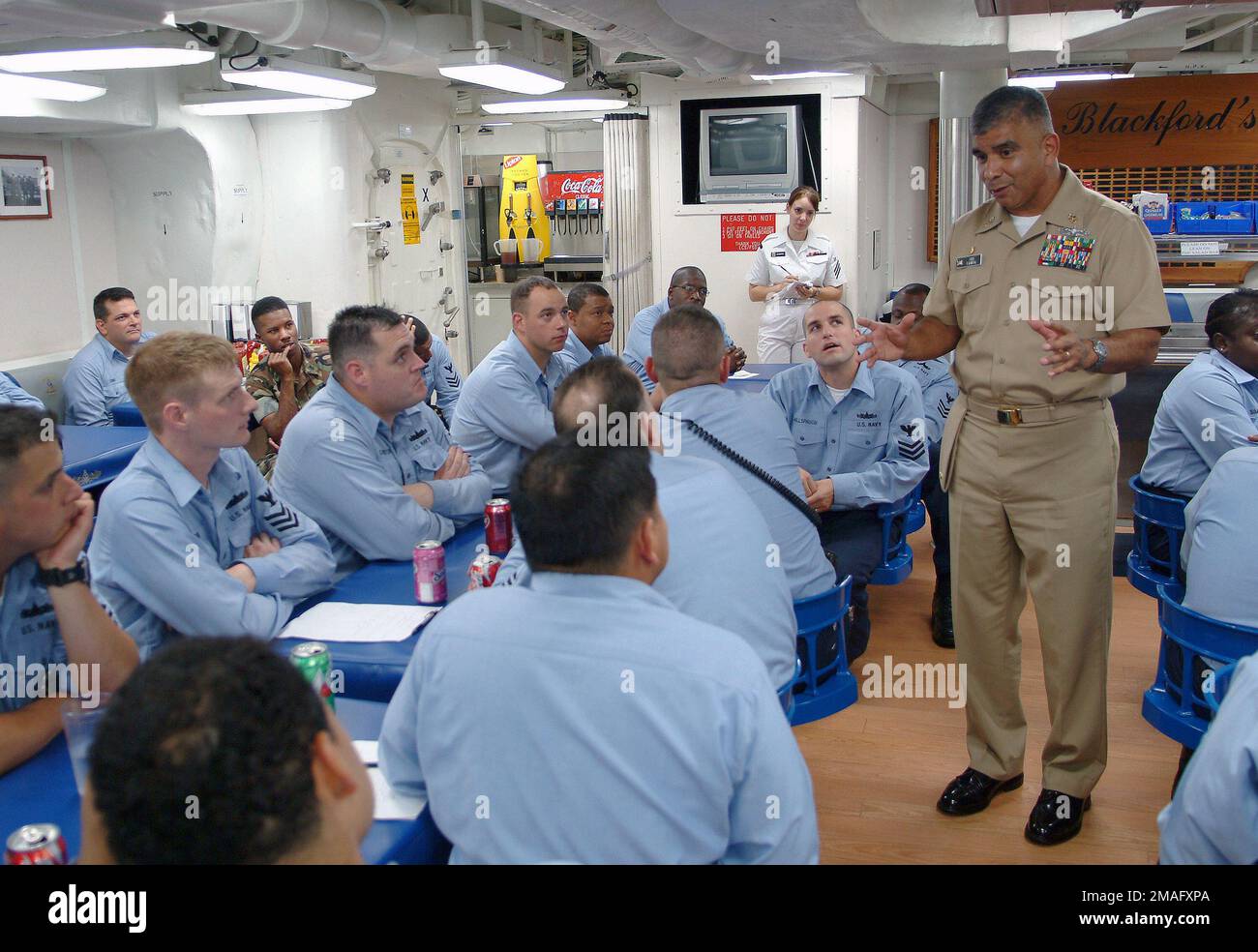 Uss mason ddg 87 hi-res stock photography and images - Alamy