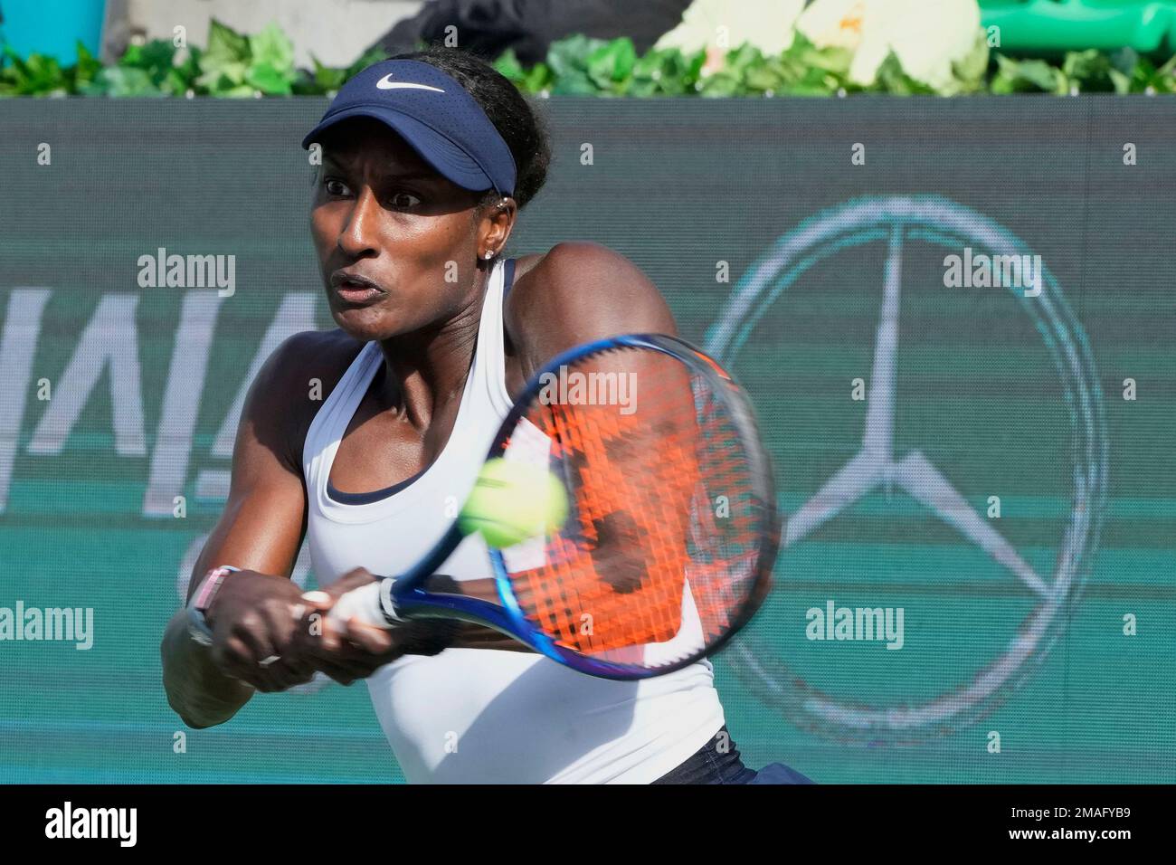 Asia Muhammad of the United States returns a shot to Ekaterina ...