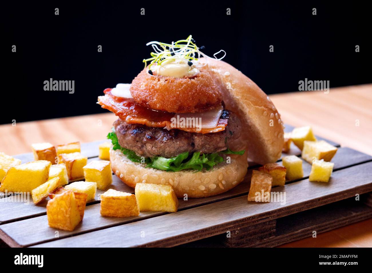 Burger small size hi-res stock photography and images - Alamy