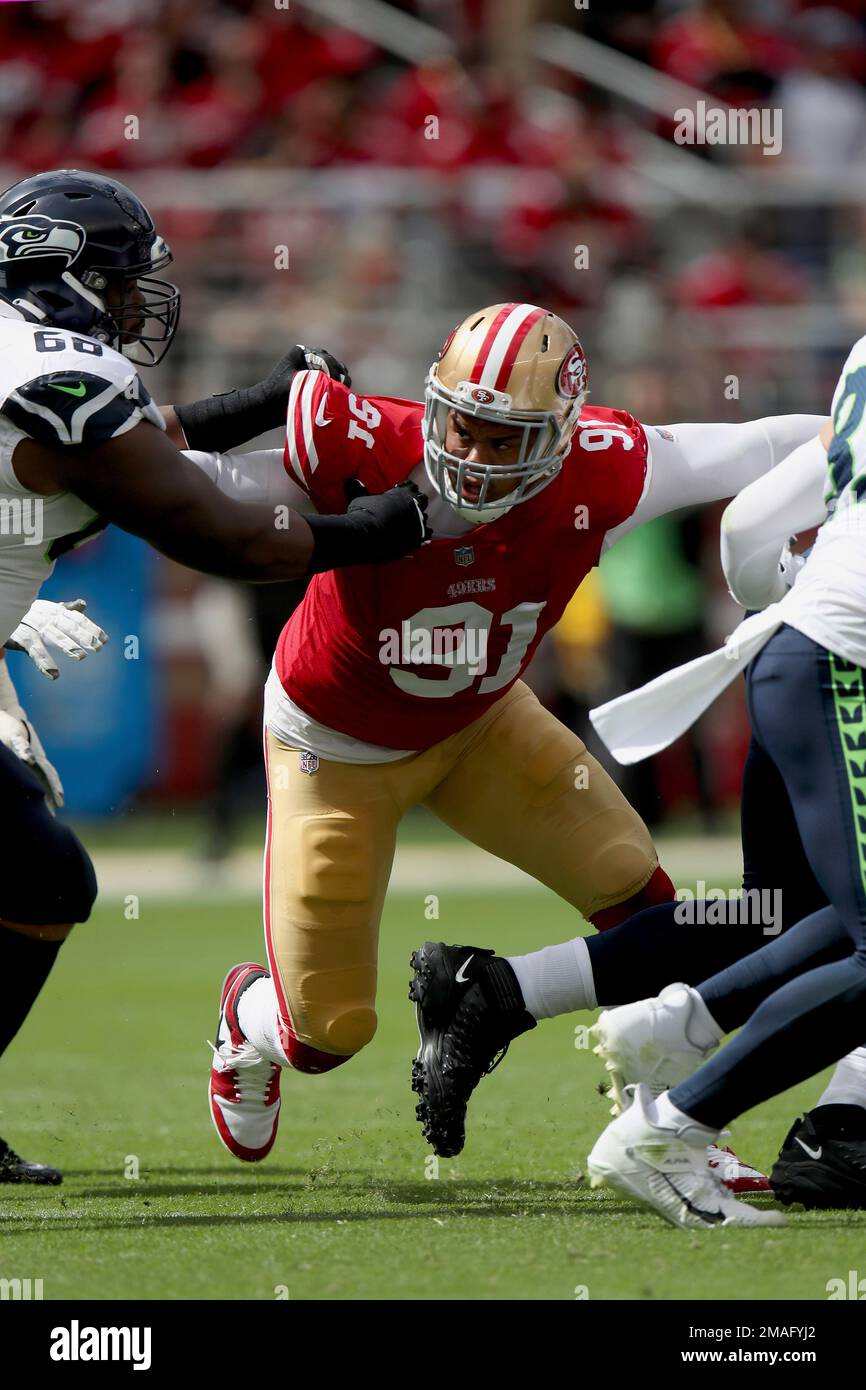 San Francisco 49ers defensive end Arik Armstead (91) fights through the ...