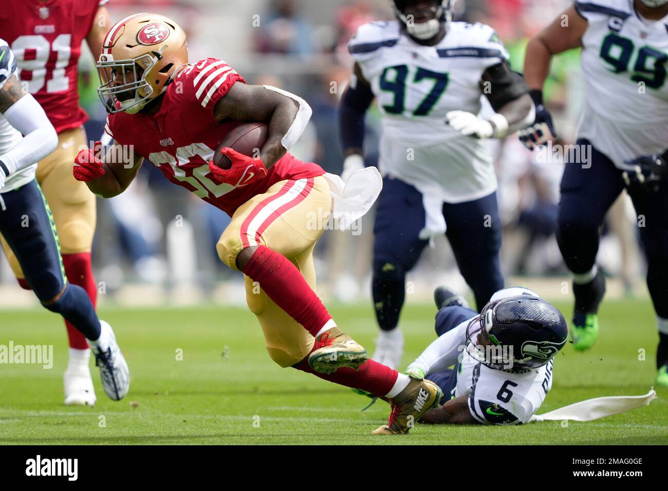 San Francisco 49ers running back Tyrion Davis-Price (32) during an NFL ...
