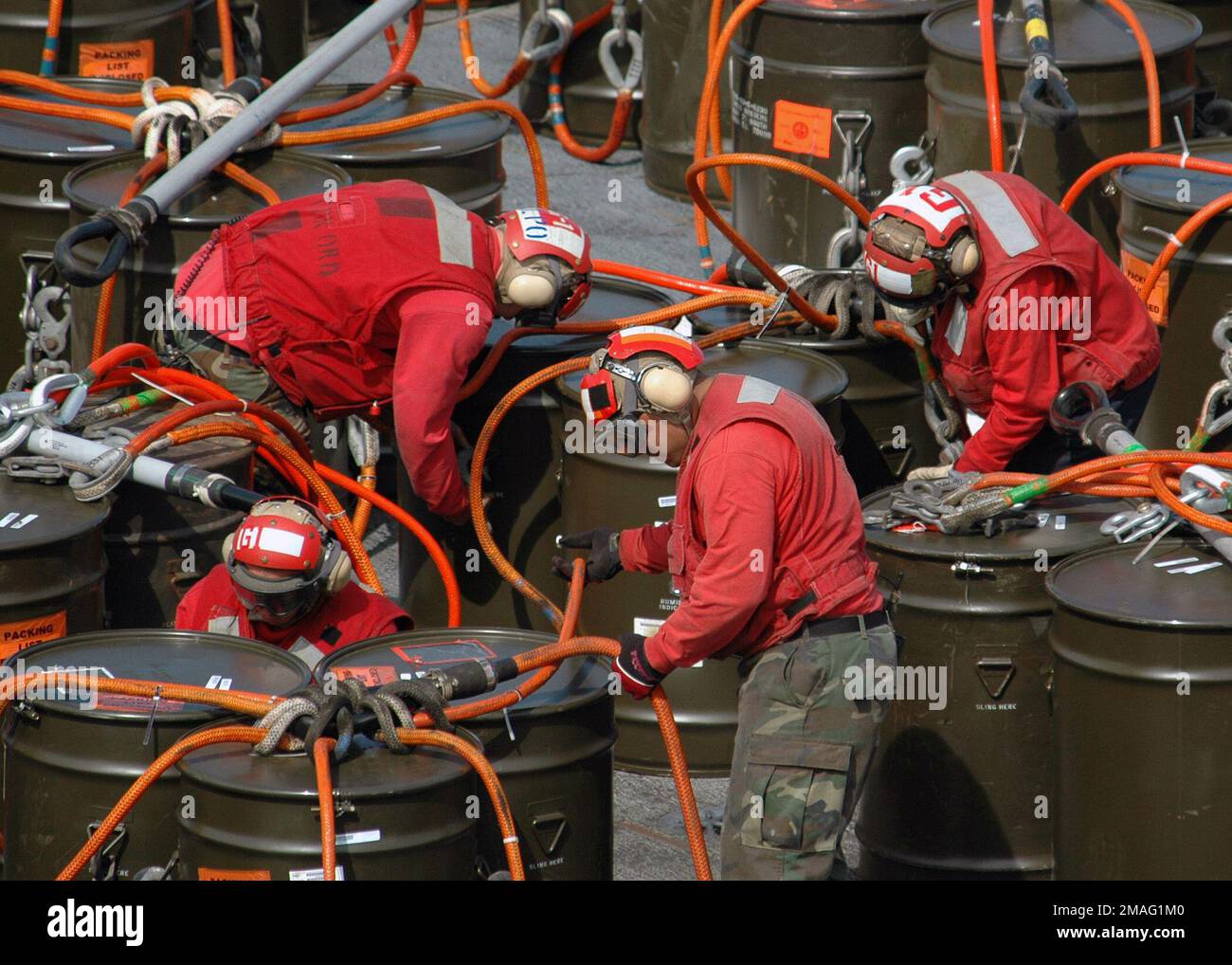 Ammunition ship uss mount hi-res stock photography and images - Alamy