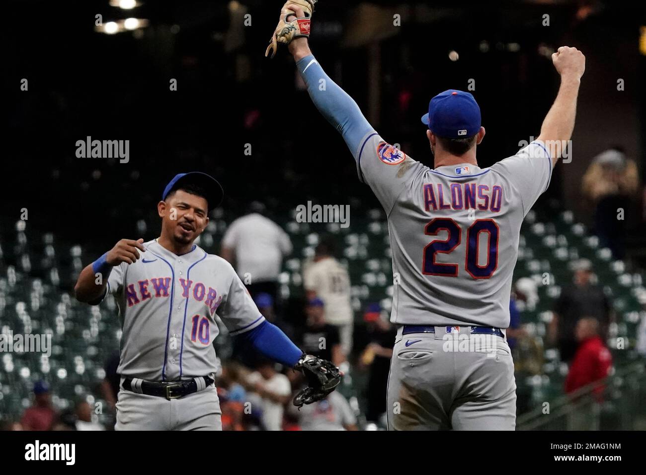 New York Mets' Eduardo Escobar and Pete Alonso celebrate after a ...