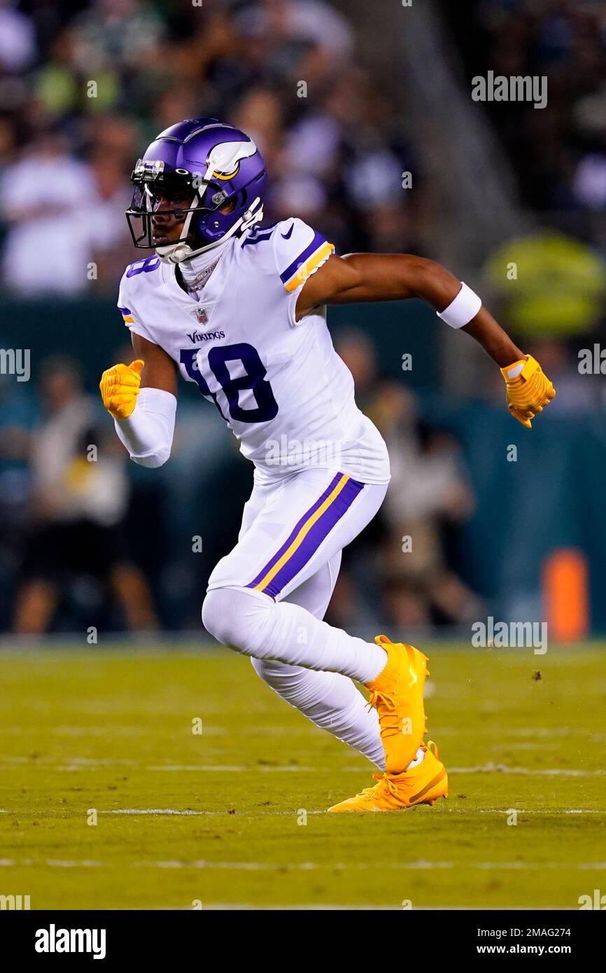 Minnesota Vikings wide receiver Justin Jefferson (18) runs up field ...