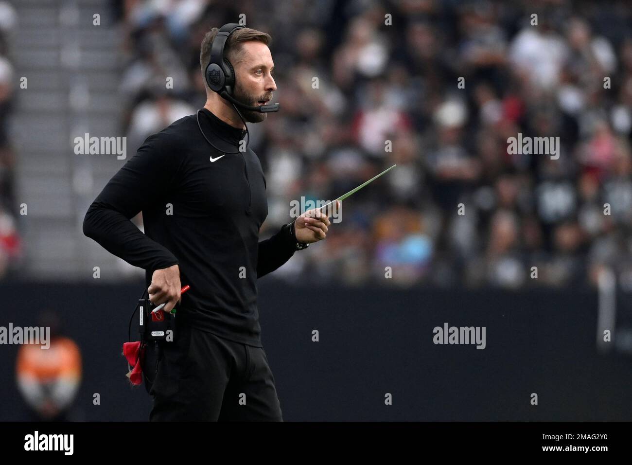 Arizona Cardinals head coach Kliff Kingsbury looks on during an NFL ...