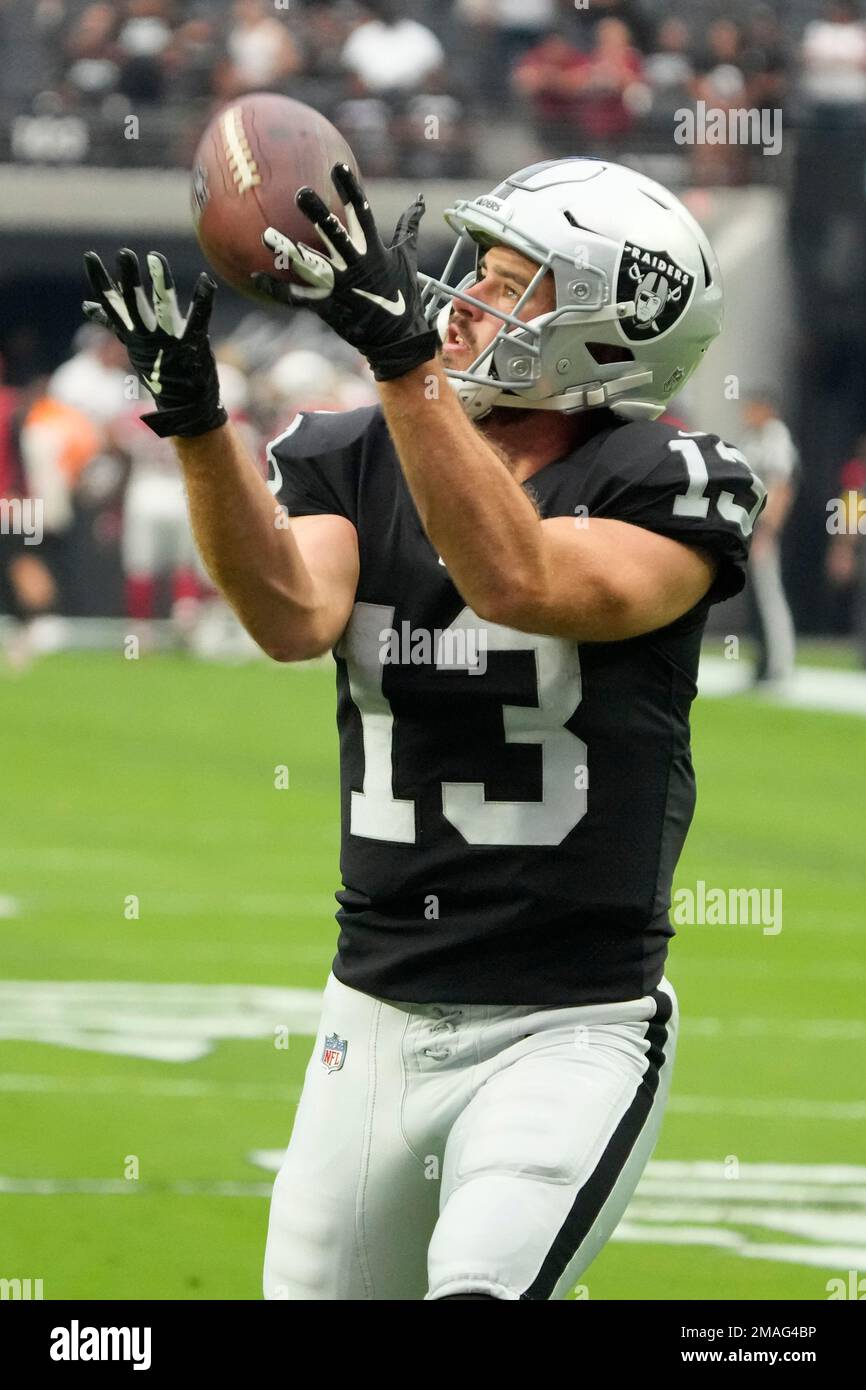Las Vegas Raiders wide receiver Hunter Renfrow (13) warms up before an ...