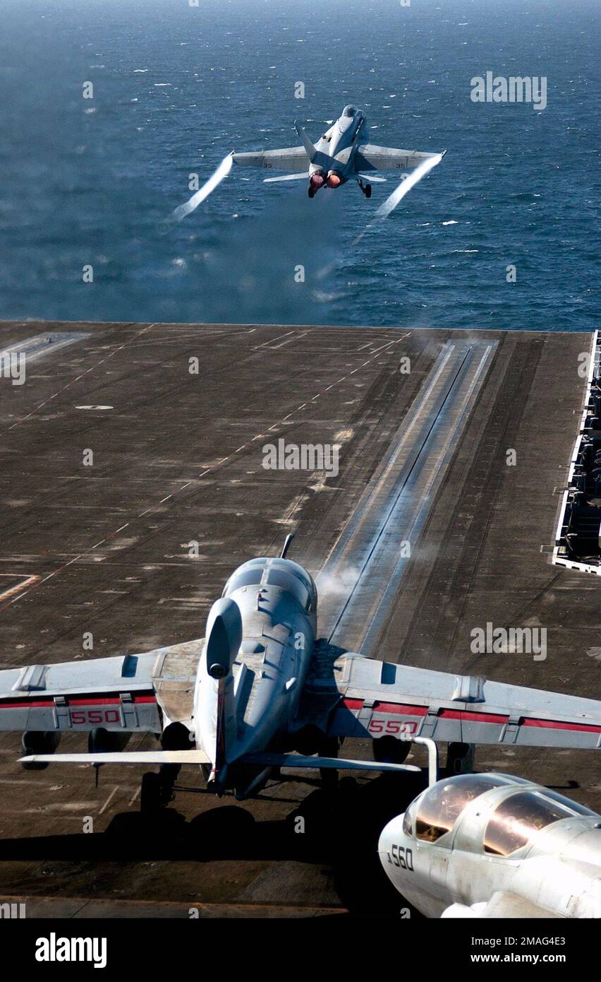 Nimitz class aircraft carrier uss uss ronald reagan cvn 76 hi-res stock ...
