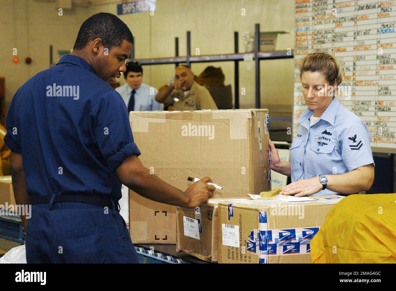 060828-N-2716P-022. Base: Fleet Mail Center Yokohama State: Yokohama ...
