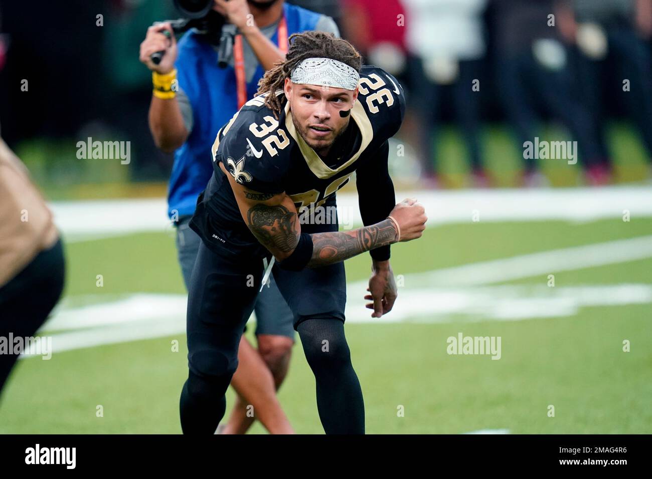 New Orleans Saints safety Tyrann Mathieu (32) leads the crowd for the ...