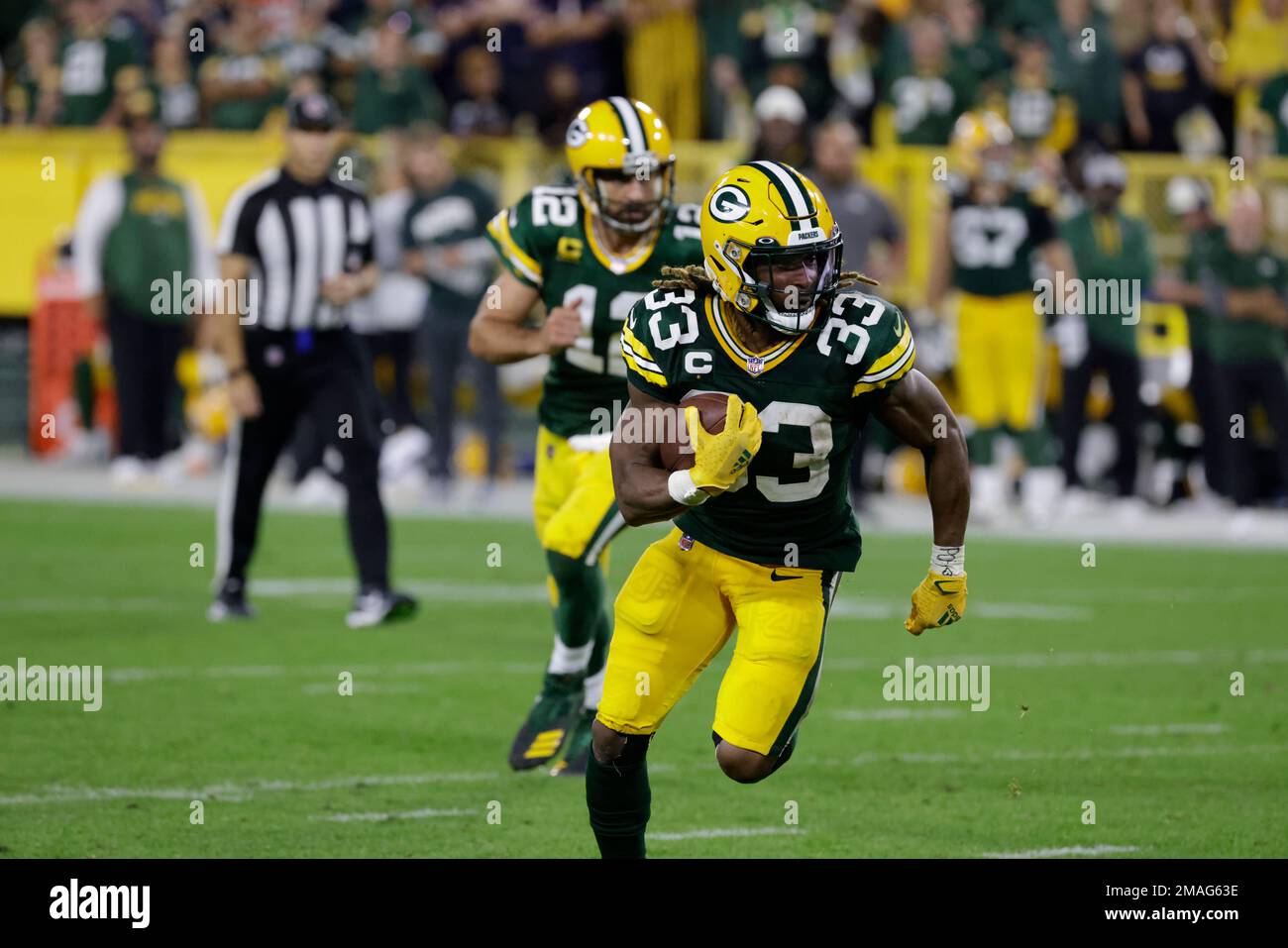 Green Bay Packers running back Aaron Jones (33) during an NFL football ...
