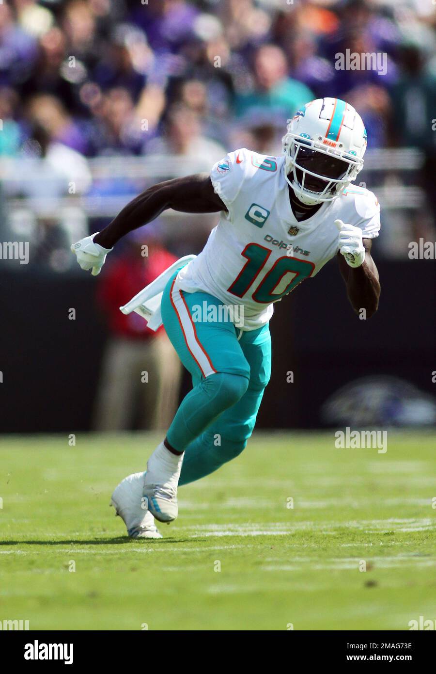 Miami Dolphins wide receiver Tyreek Hill (10) runs during an NFL ...