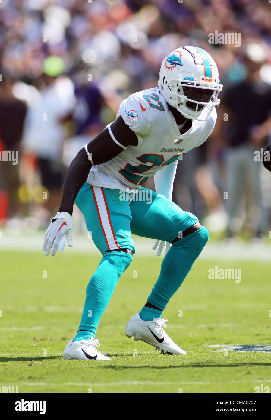 Miami Dolphins cornerback Keion Crossen (27) runs during an NFL ...