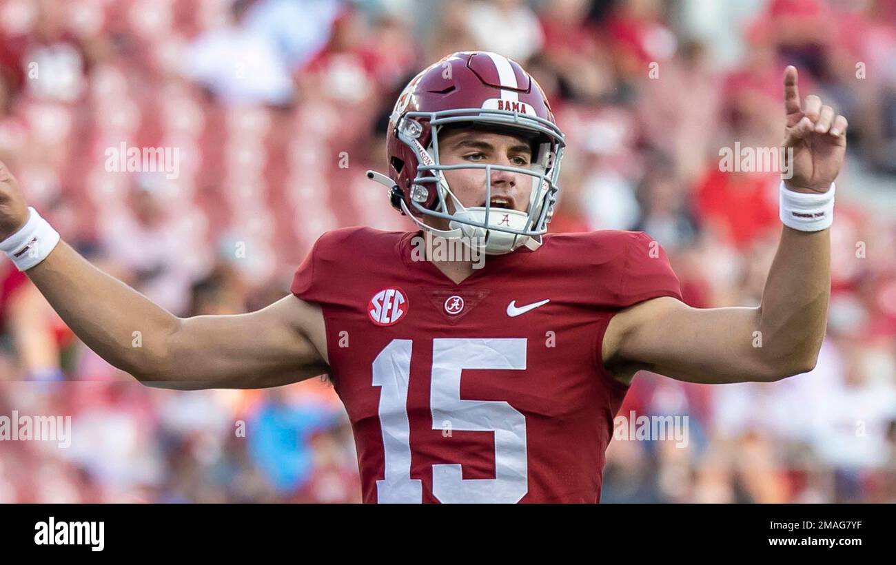 Alabama quarterback Ty Simpson (15) during the second half of an NCAA ...