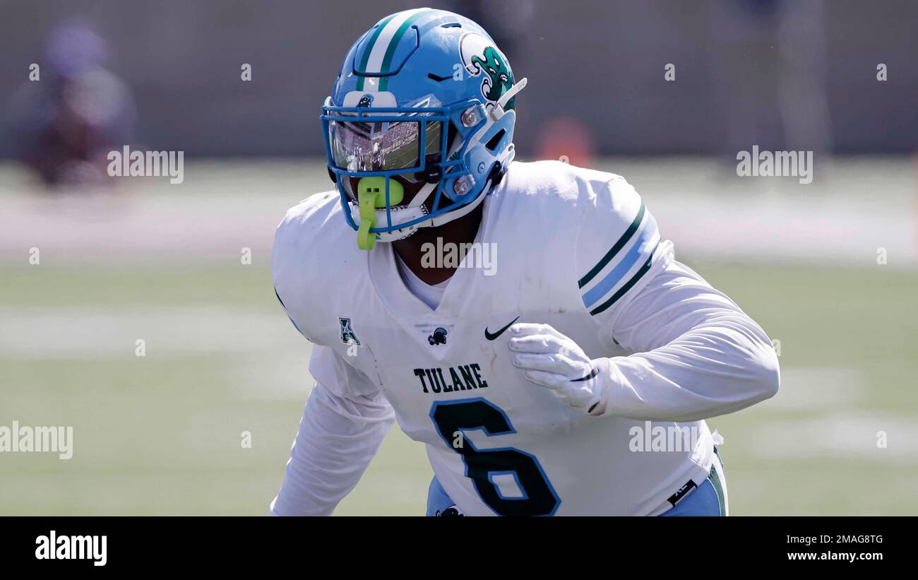 Tulane linebacker Darius Hodges during an NCAA football game on ...