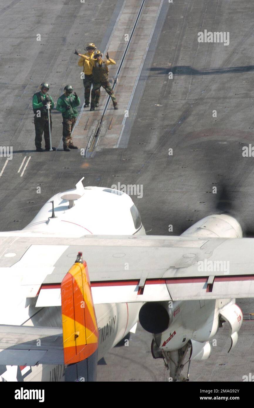 Uss theodore roosevelt c hi-res stock photography and images - Alamy