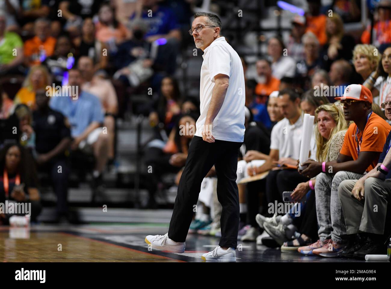 Connecticut Sun head coach Curt Miller during the first half in Game 4 ...