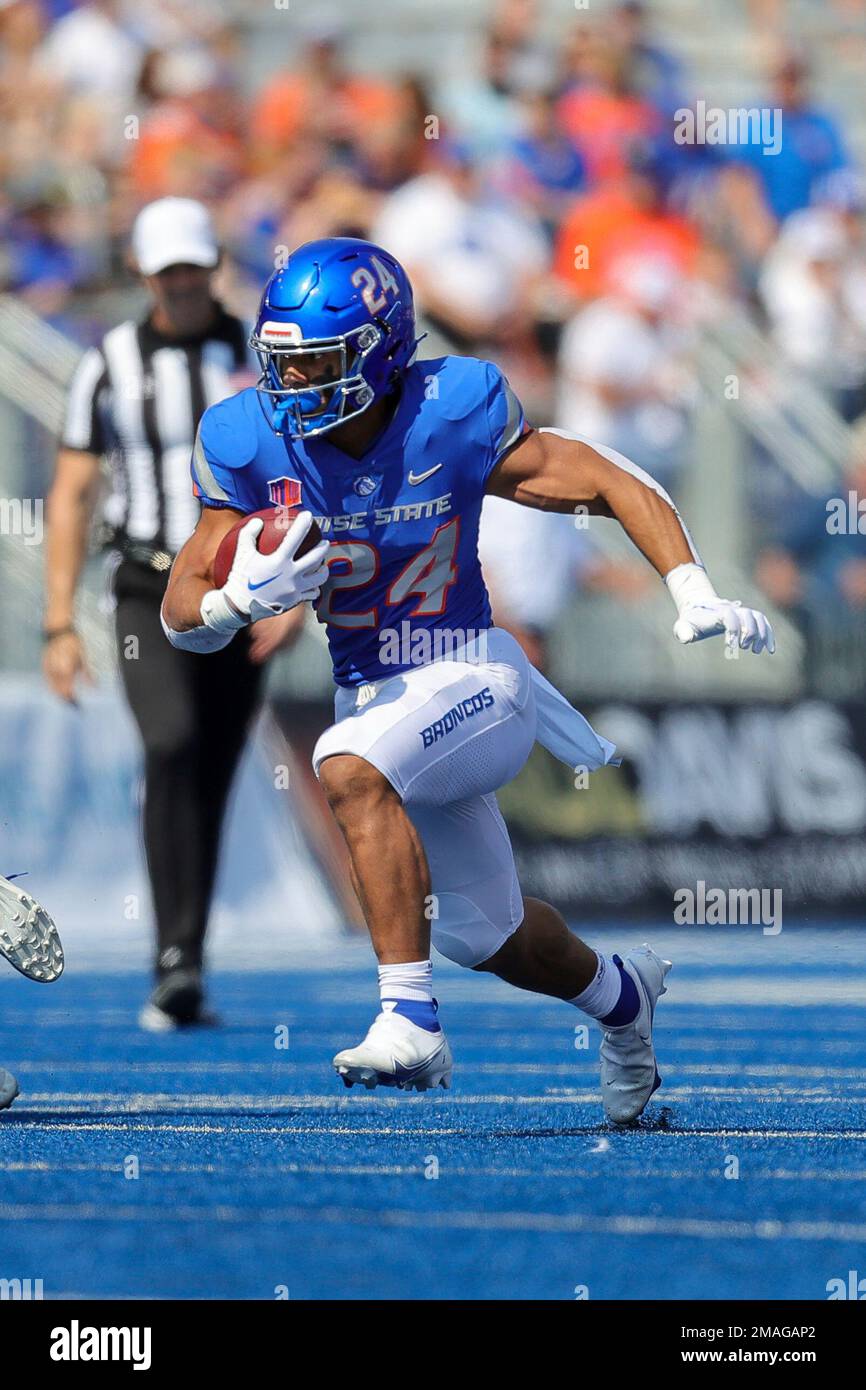 Boise State running back George Holani (24) runs with the ball against ...