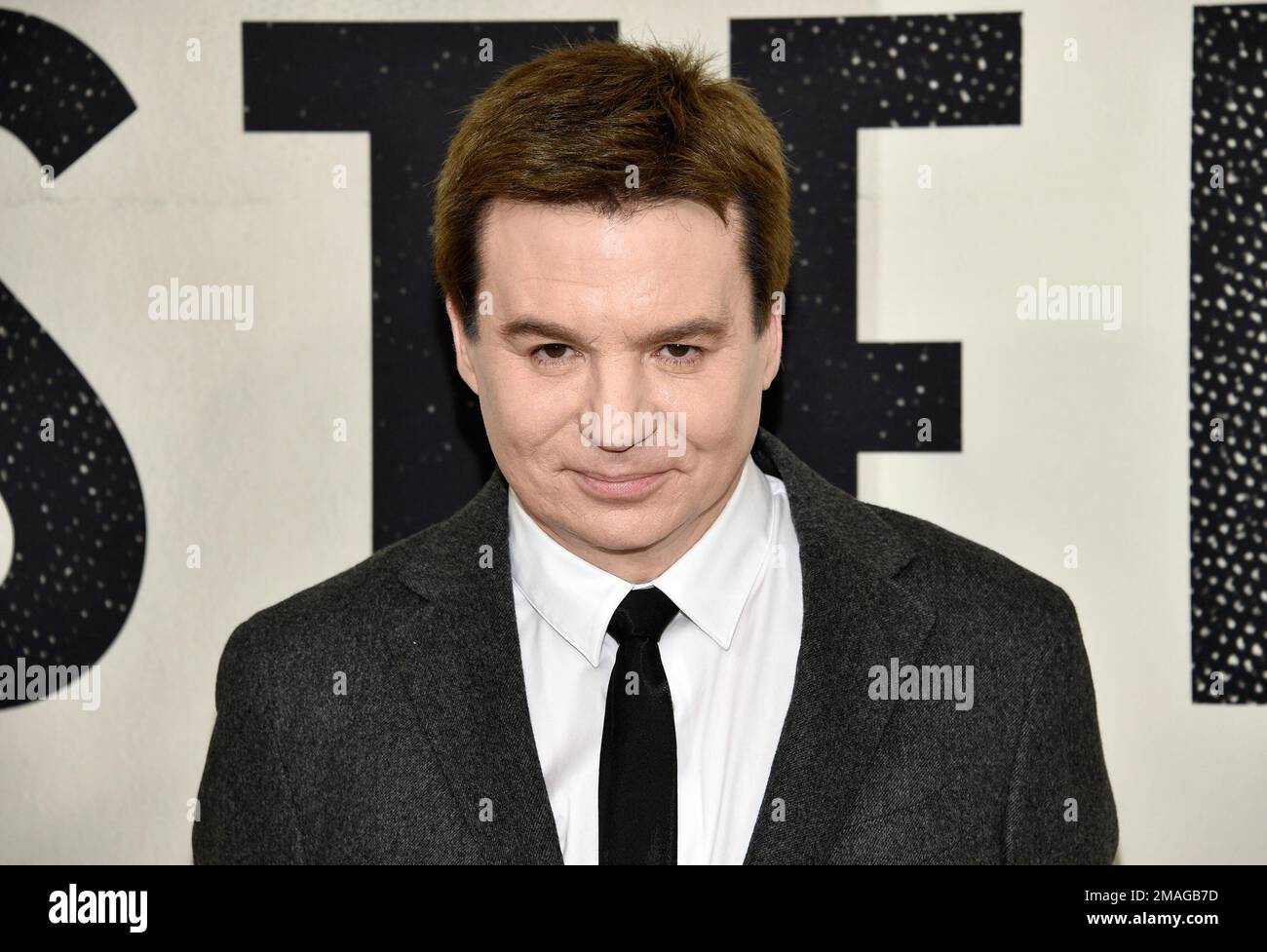 Mike Myers attends the world premiere of "Amsterdam" at Alice Tully ...