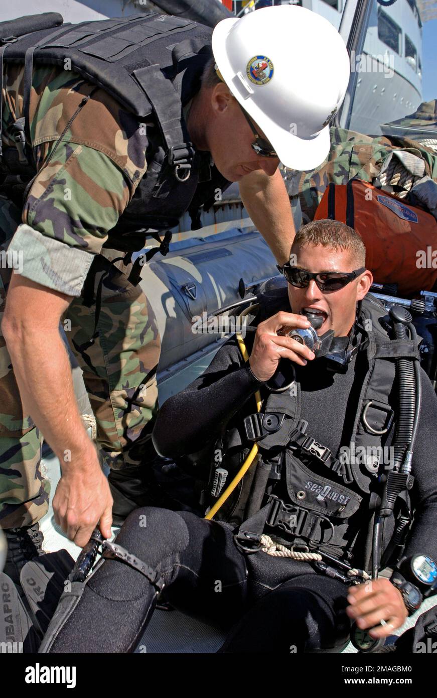 Royal fleet auxiliary ship rfa fort rosa hi-res stock photography and ...