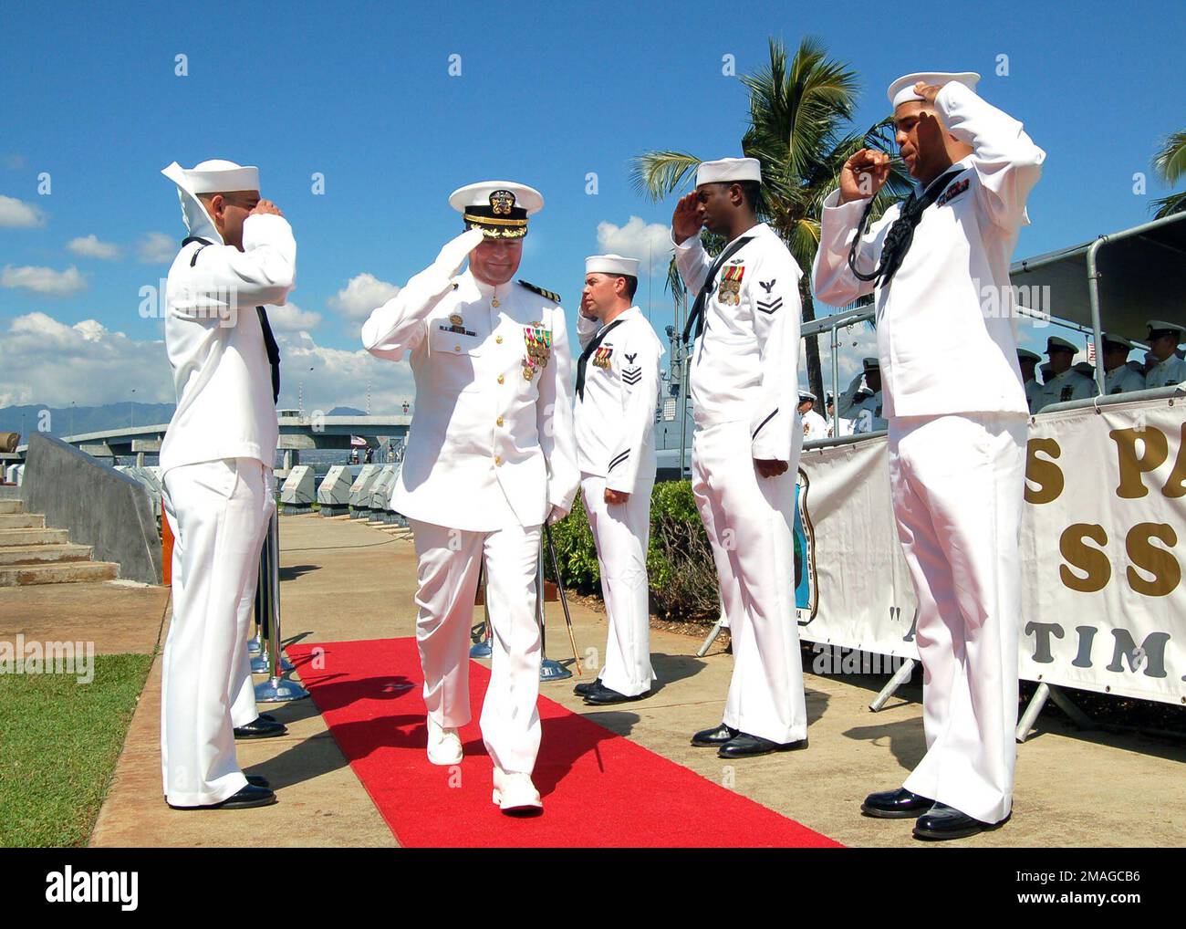 Change of command ceremony pearl harbor hi-res stock photography and ...