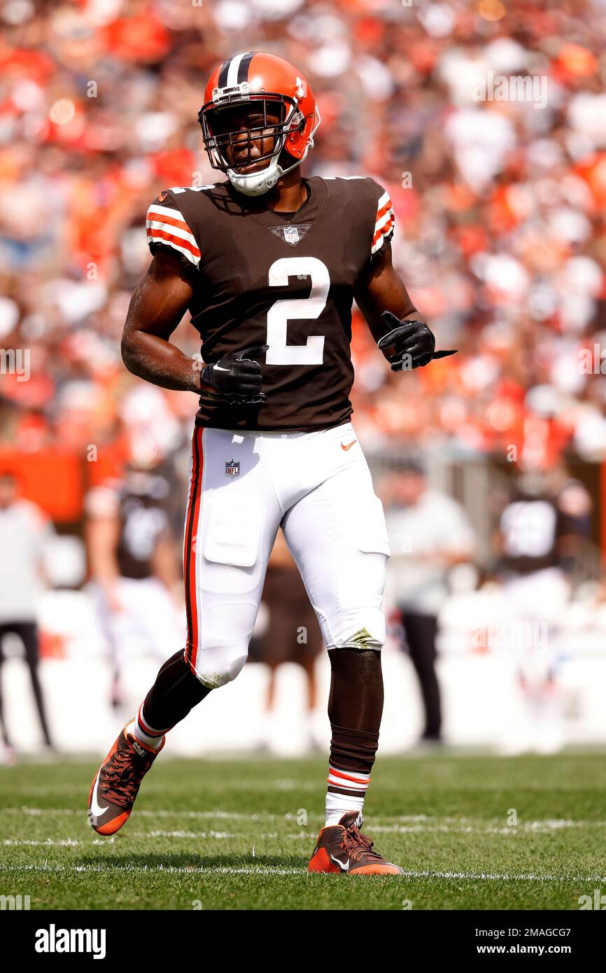 Cleveland Browns wide receiver Amari Cooper (2) lines up for a play ...