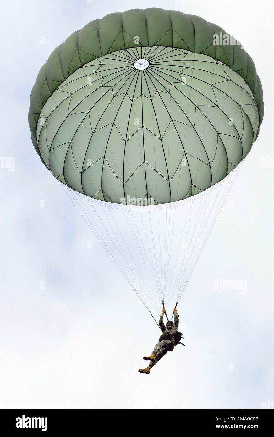 Mass tactical jump hi-res stock photography and images - Alamy