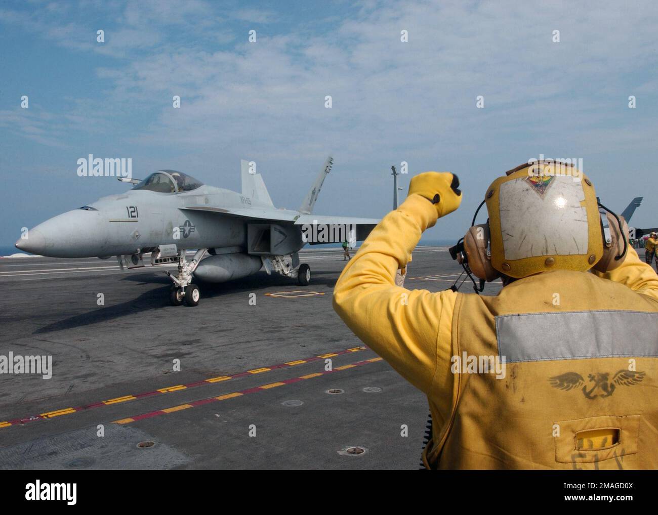 Uss theodore roosevelt cvn 71 hi-res stock photography and images - Alamy