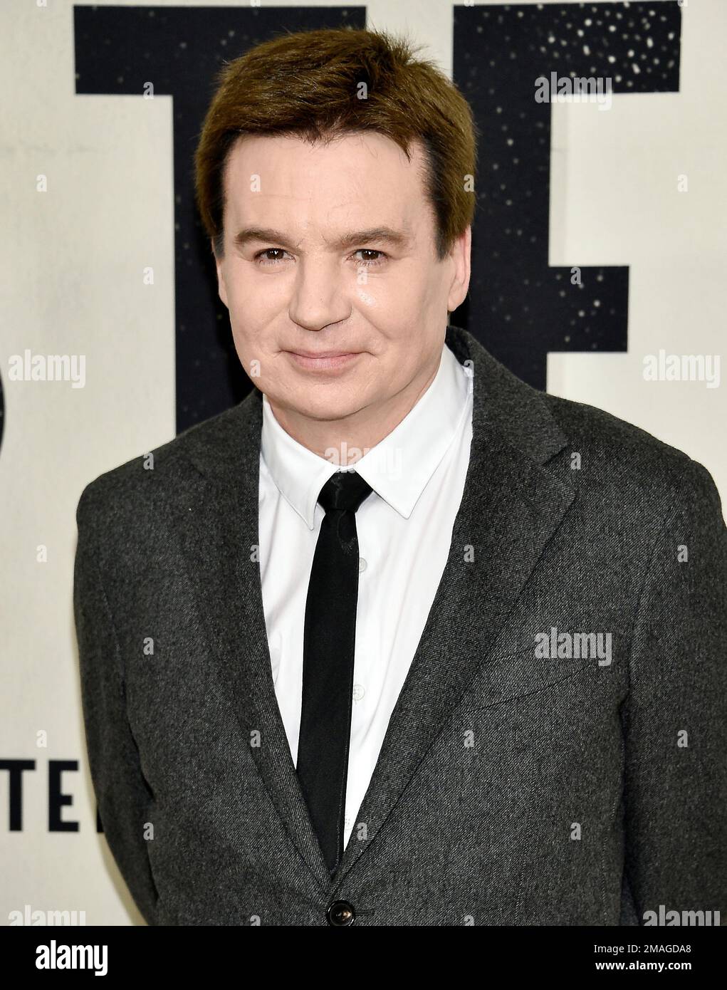 Mike Myers attends the world premiere of "Amsterdam" at Alice Tully ...