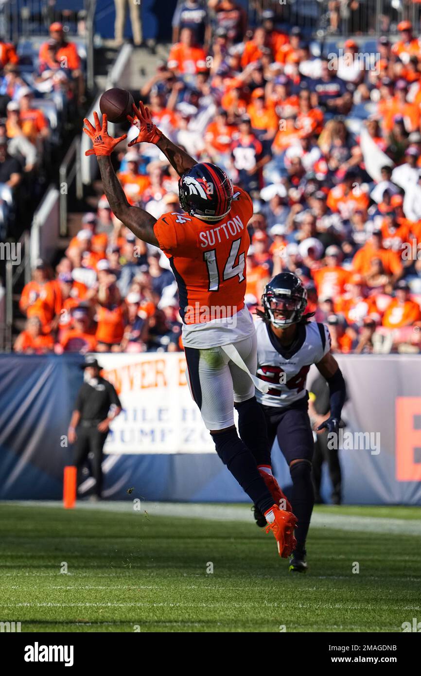 Denver Broncos wide receiver Courtland Sutton (14) catches the ball ...