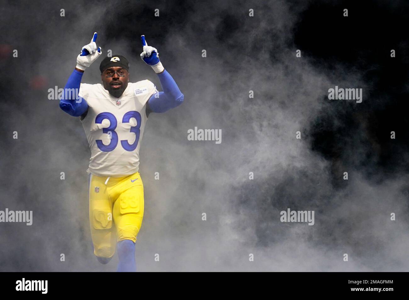Los Angeles Rams safety Nick Scott takes the field before an NFL ...