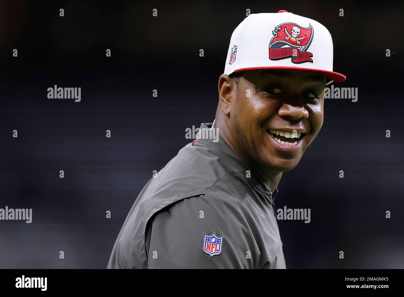 Tampa Bay Buccaneers offensive coordinator Byron Leftwich reacts before ...