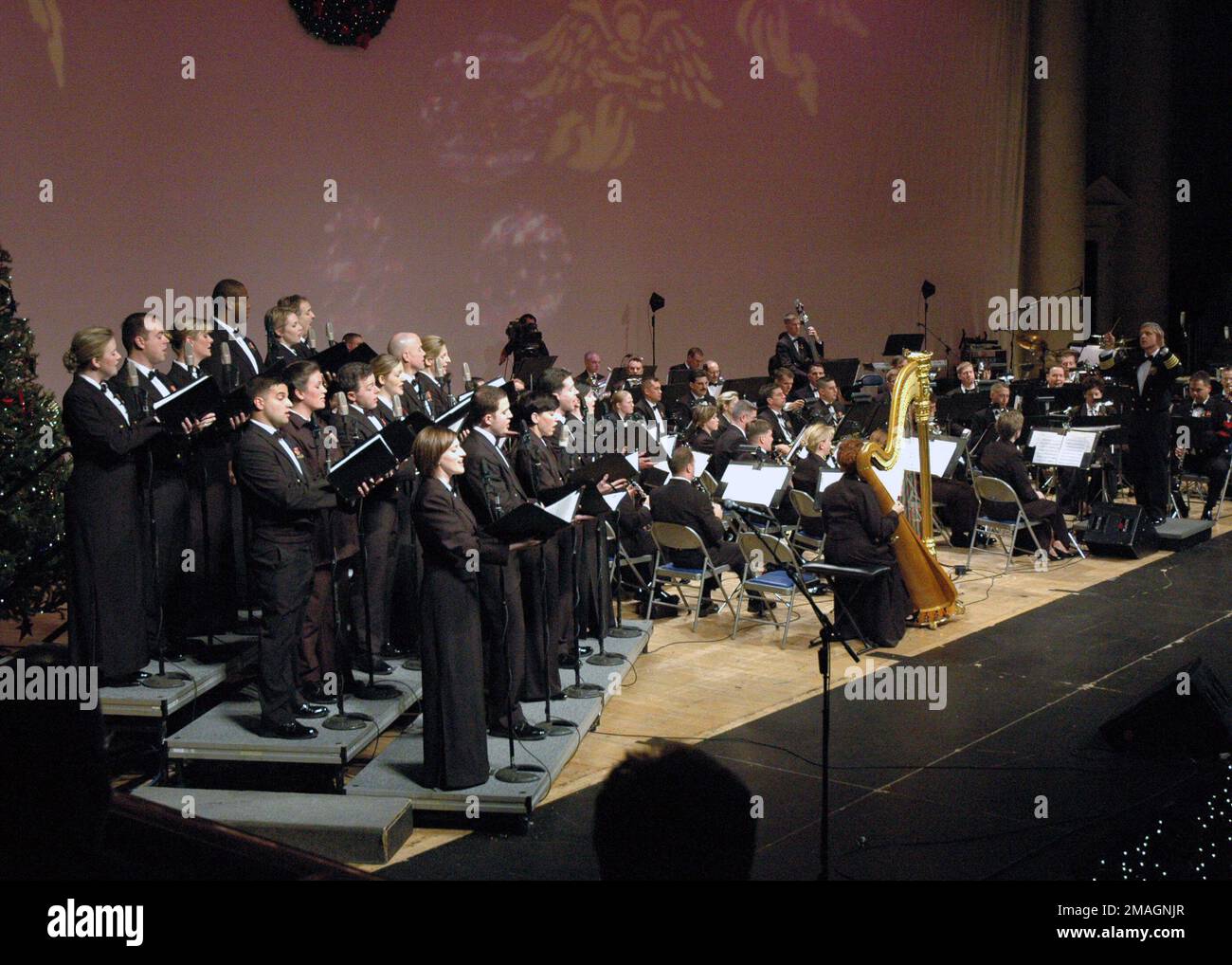 061216-N-0773H-025. Base: Washington State: District Of Columbia (DC ...