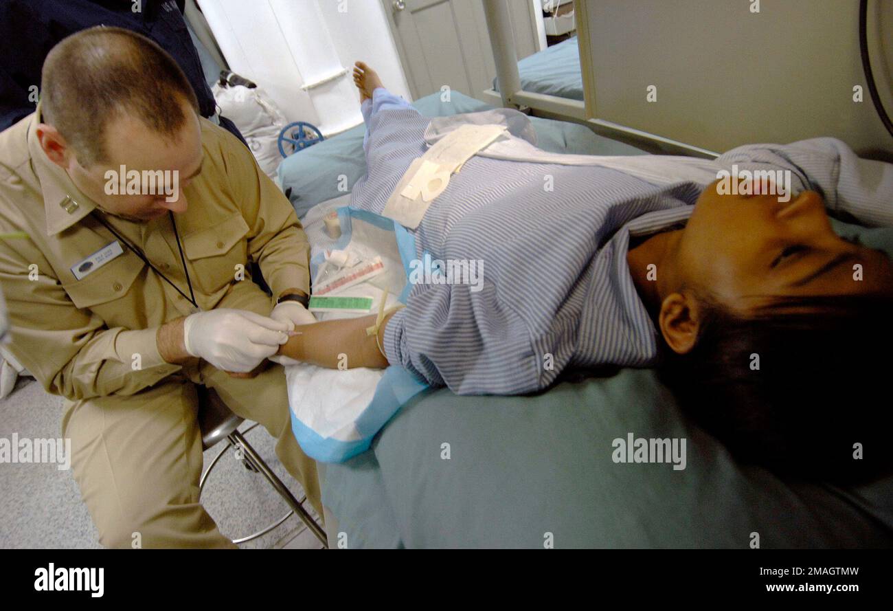 070115-N-5345W-009. Base: USS Harry S. Truman (CVN 75) Country ...