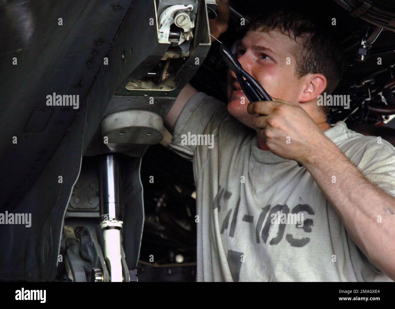 070130-N-8907D-001. Base: USS Dwight D Eisenhower (CVN 69 Stock Photo ...