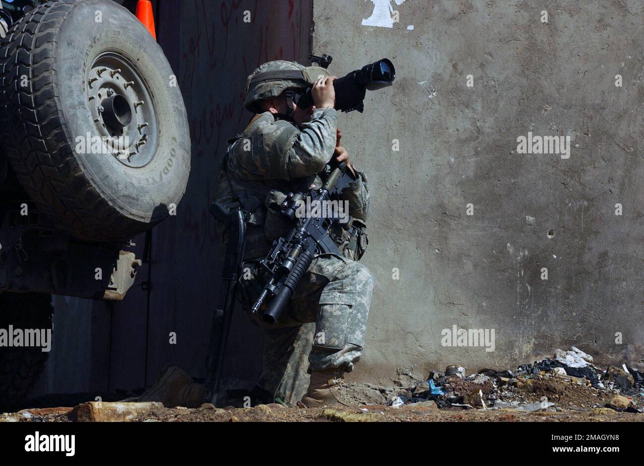 Baghdad iraq street hi-res stock photography and images - Alamy