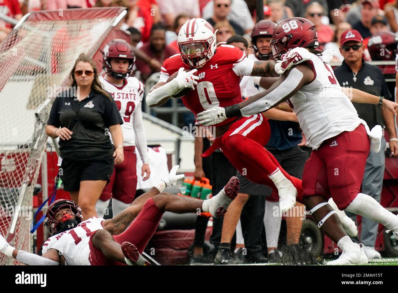 Wisconsin's Braelon Allen (0) tries to get past New Mexico State's ...
