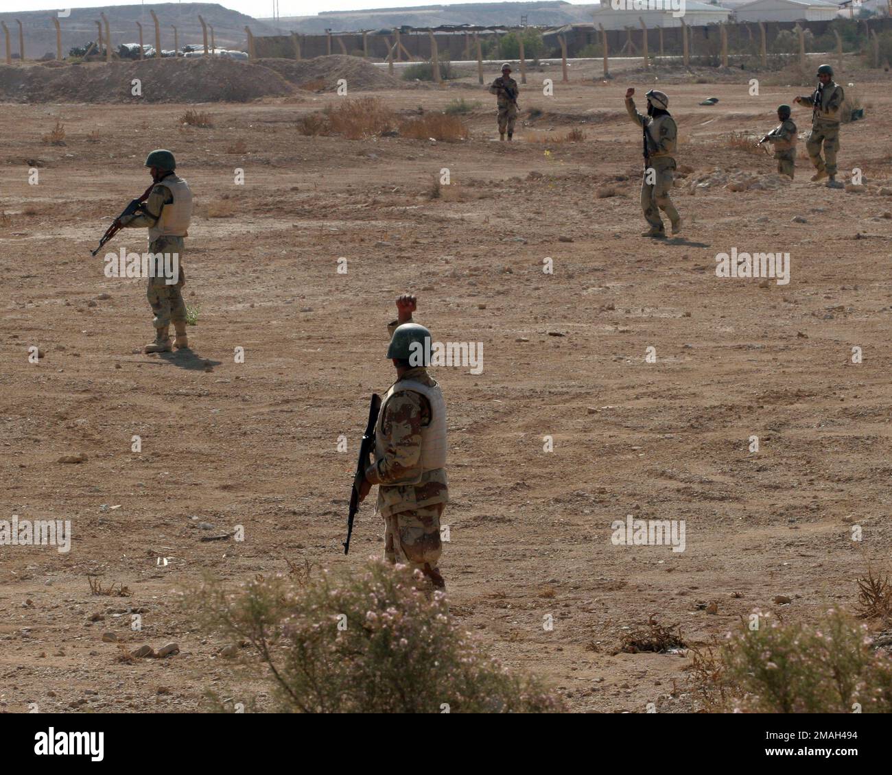 070320-M-7404B-007. [Complete] Scene Caption: Iraqi Army Soldiers in ...