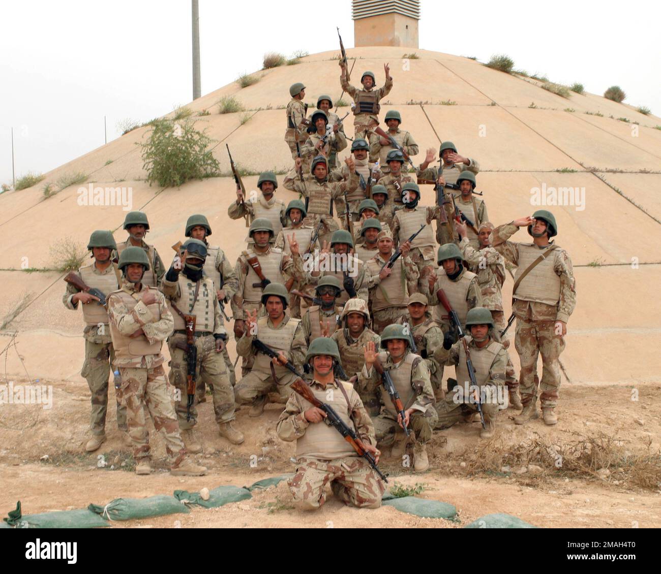 070324-M-2166H-037. [Complete] Scene Caption: Iraqi Army Soldiers in ...