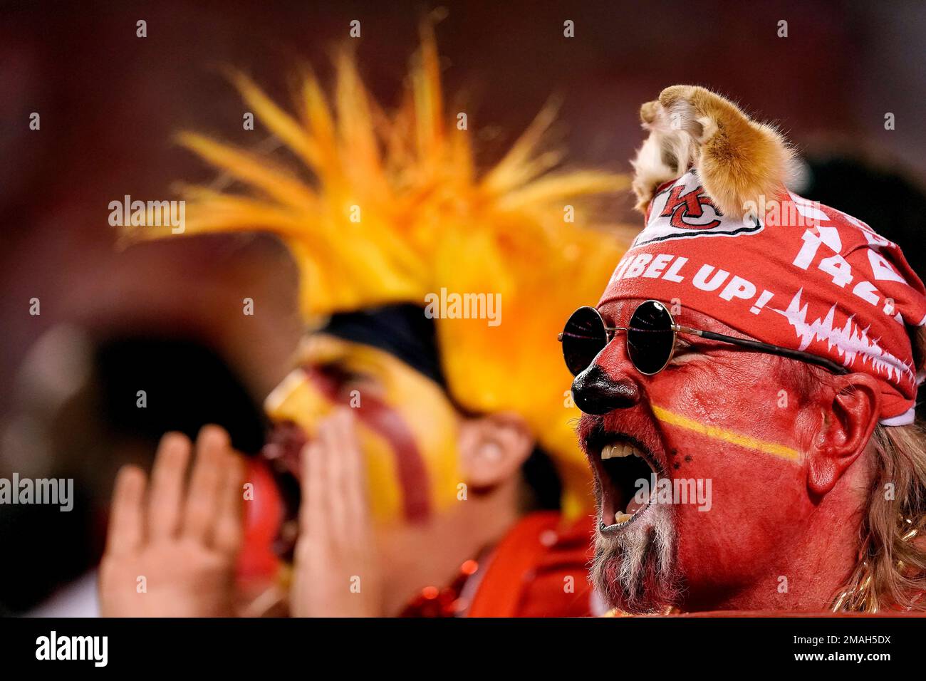 Kansas City Chiefs fans yell during the Los Angeles Chargers Kansas ...